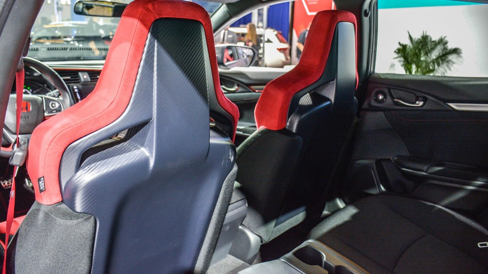 ΝΕΟ HONDA CIVIC TYPE R: AYTO EINAI TO ΕΣΩΤΕΡΙΚΟ ΤΟΥ – carzine.gr