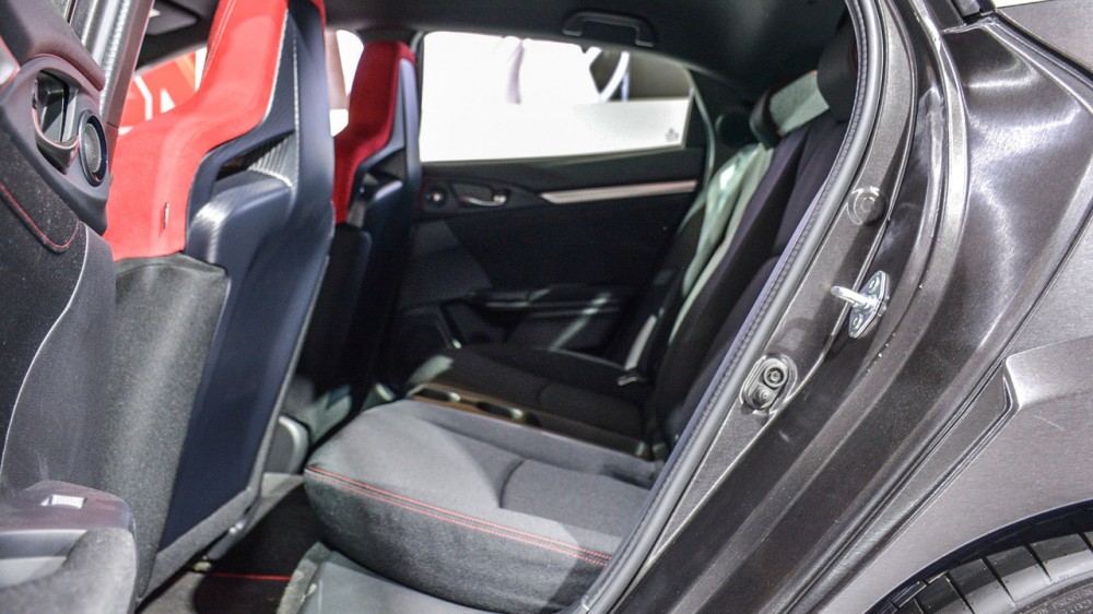 ΝΕΟ HONDA CIVIC TYPE R: AYTO EINAI TO ΕΣΩΤΕΡΙΚΟ ΤΟΥ – carzine.gr