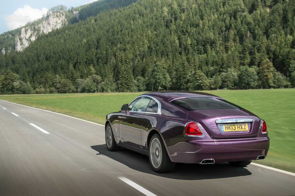 ROLLS ROYCE WRAITH – carzine.gr