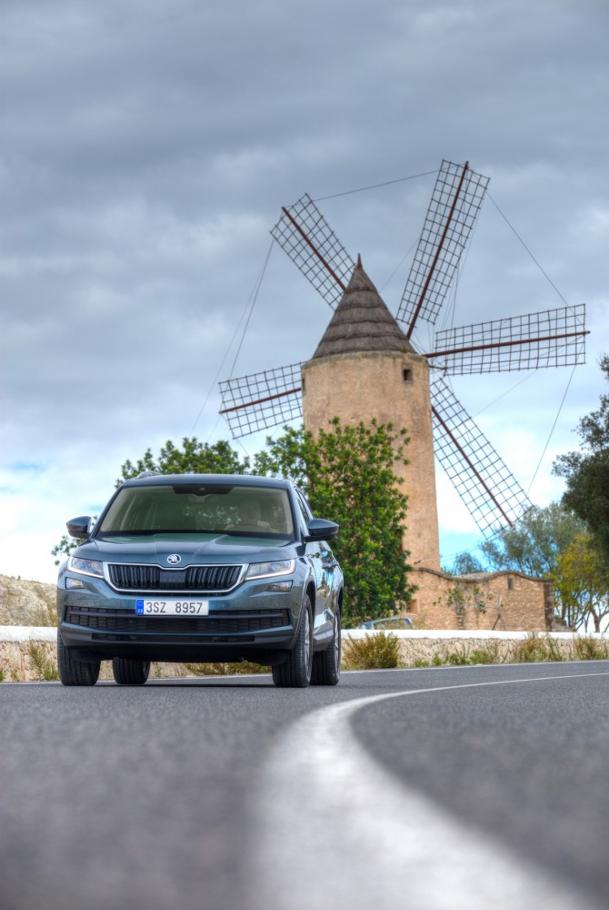 ΝΕΟ SKODA KODIAQ: ΤΟ ΚΟΡΥΦΑΙΟ SUV ΤΗΣ SKODA ΕΧΕΙ 7 ΘΕΣΕΙΣ, 1400 ΚΥΒΙΚΑ ...