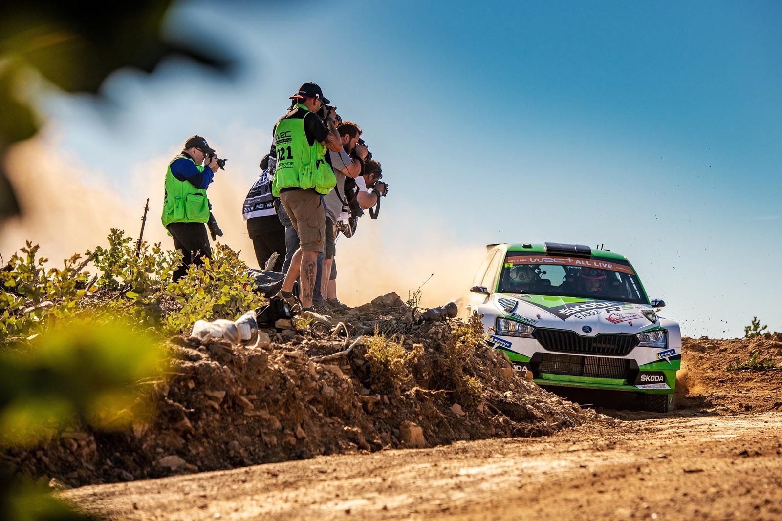 WRC2 – Ράλι Πορτογαλίας: Διπλός θρίαμβος για το νέο Skoda Fabia R5 evo ...