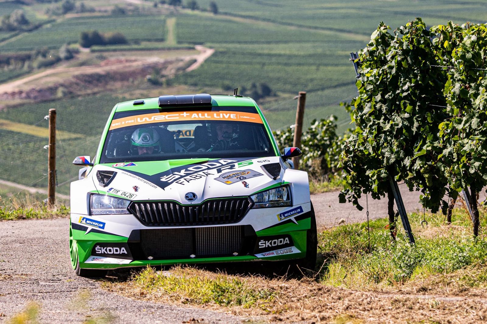 Η SKODA Fabia R5 evo κατακτά τη νίκη στη WRC 2 Pro στη Γερμανία ...