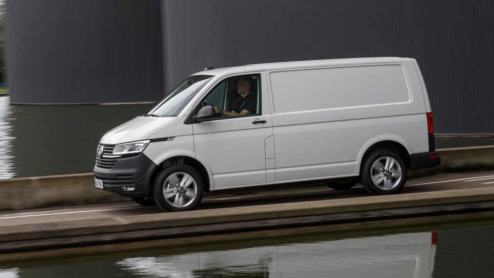 Το νέο Volkswagen Transporter 6.1 στην Ελλάδα από 24.545 ευρώ - carzine.gr
