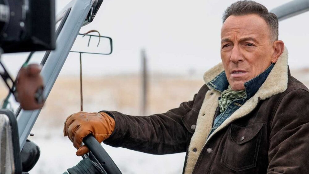 Δείτε την εκπληκτική διαφήμιση της Jeep με τον Bruce Springsteen (Video ...
