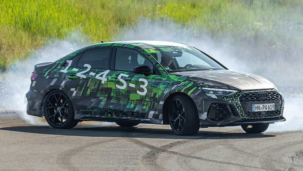 Δείτε πως ντριφτάρει το νέο Audi RS3 χάρη στο RS Torque Splitter ...