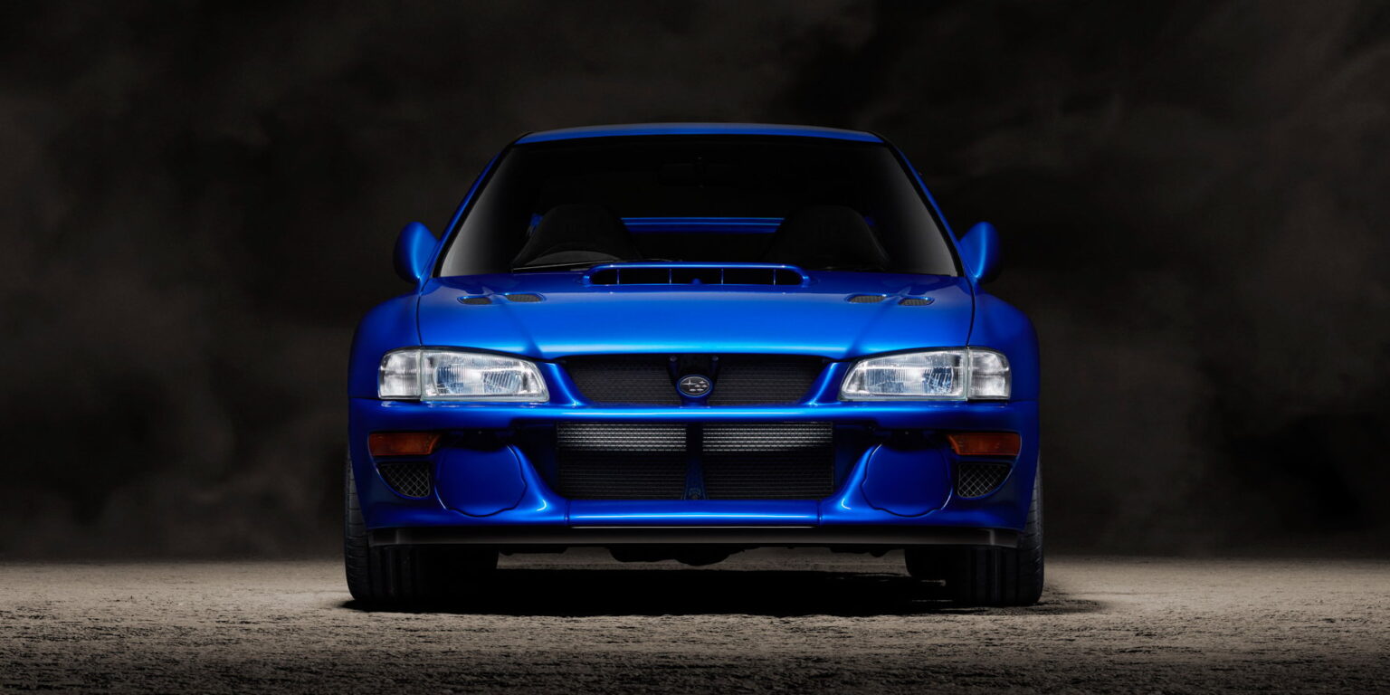 Αυτό το Subaru Impreza είναι restomod και πανάκριβο - carzine.gr