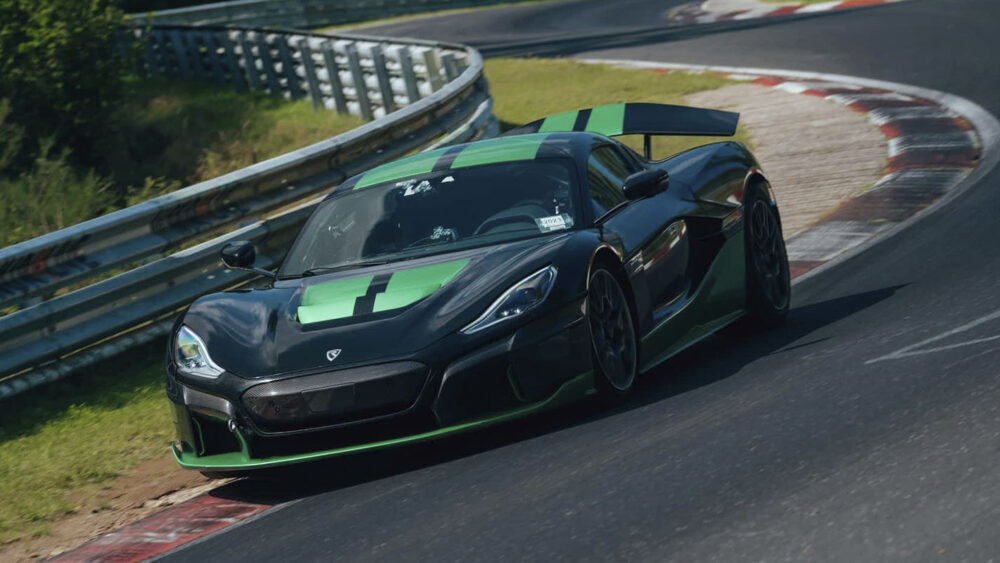 Το Rimac Nevera διέλυσε το ρεκόρ στο Nurburgring (Video) - carzine.gr
