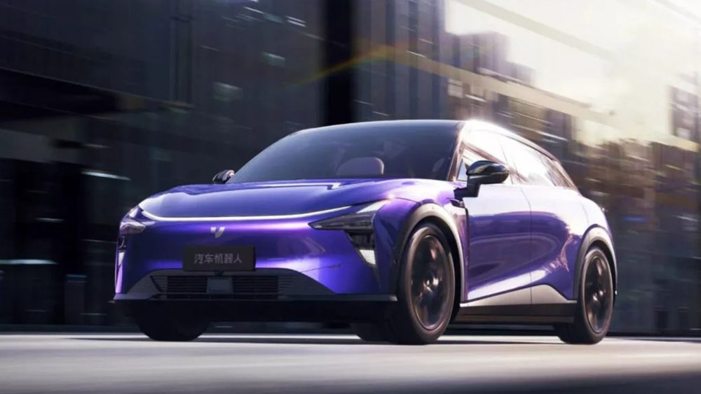 Το Geely Jiyue 01 πετά το γάντι στο Tesla Model Y - carzine.gr