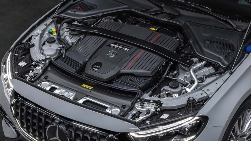 Η Mercedes-Benz δεν αφήνει τους συμβατικούς κινητήρες - carzine.gr