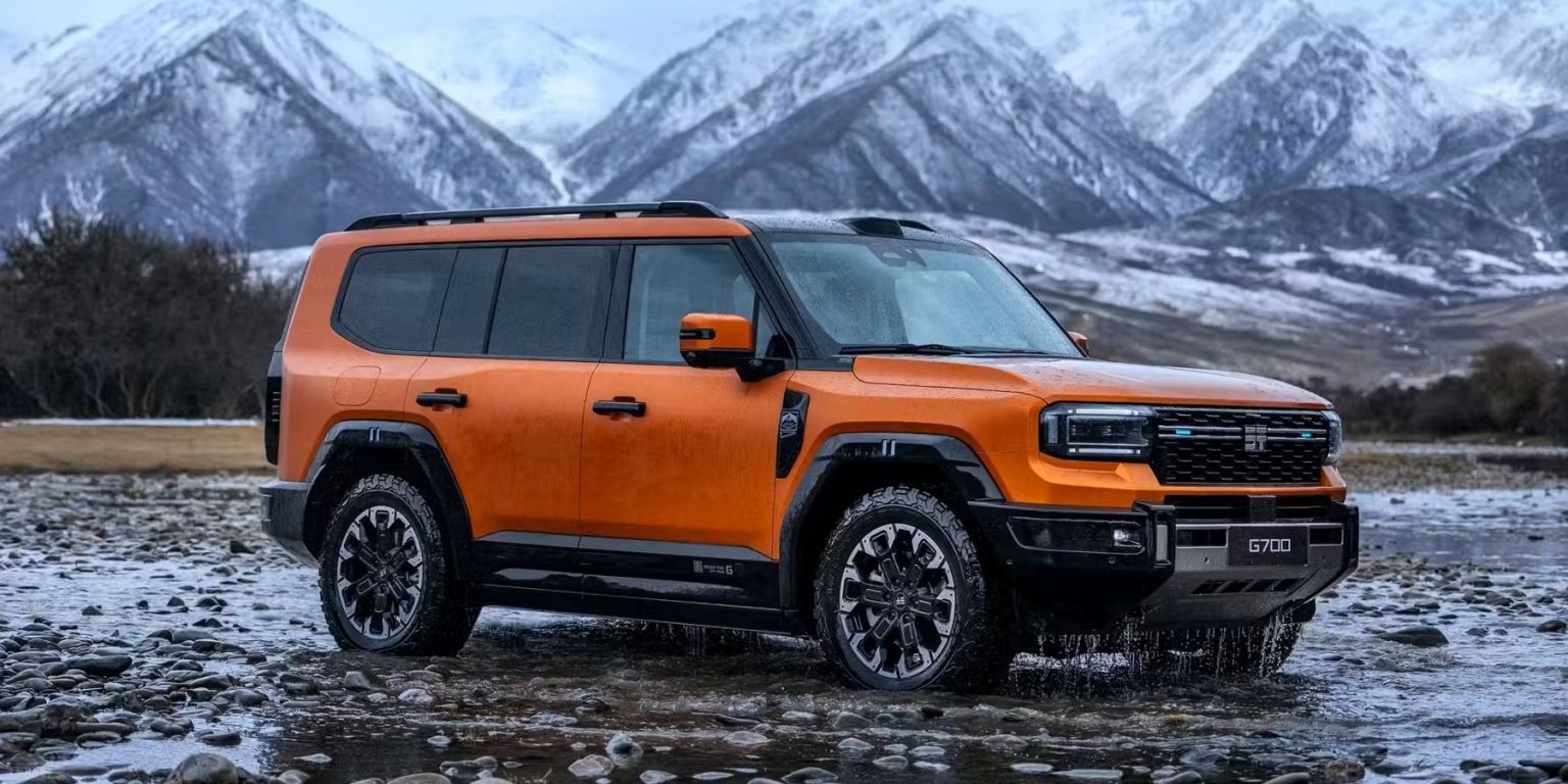 Το plug-in υβριδικό Jetour G700 μπορεί να… κολυμπήσει - carzine.gr